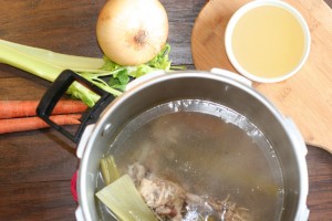 Quick and Easy Pressure Cooker Bone Broth Recipe - Delicious Obsessions ...